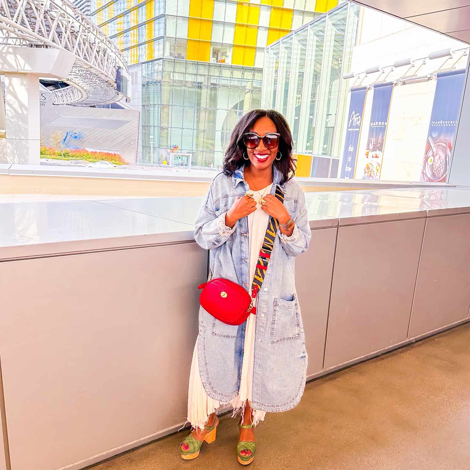 Partner with Vegas Right Now™ | Las Vegas Media by Shaunda Necole