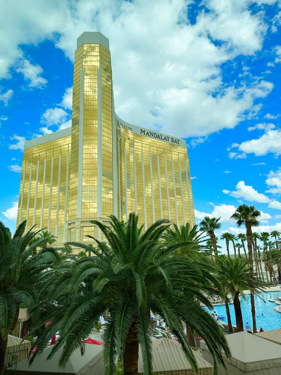 Best Beaches In Las Vegas - Vegas Right Now!