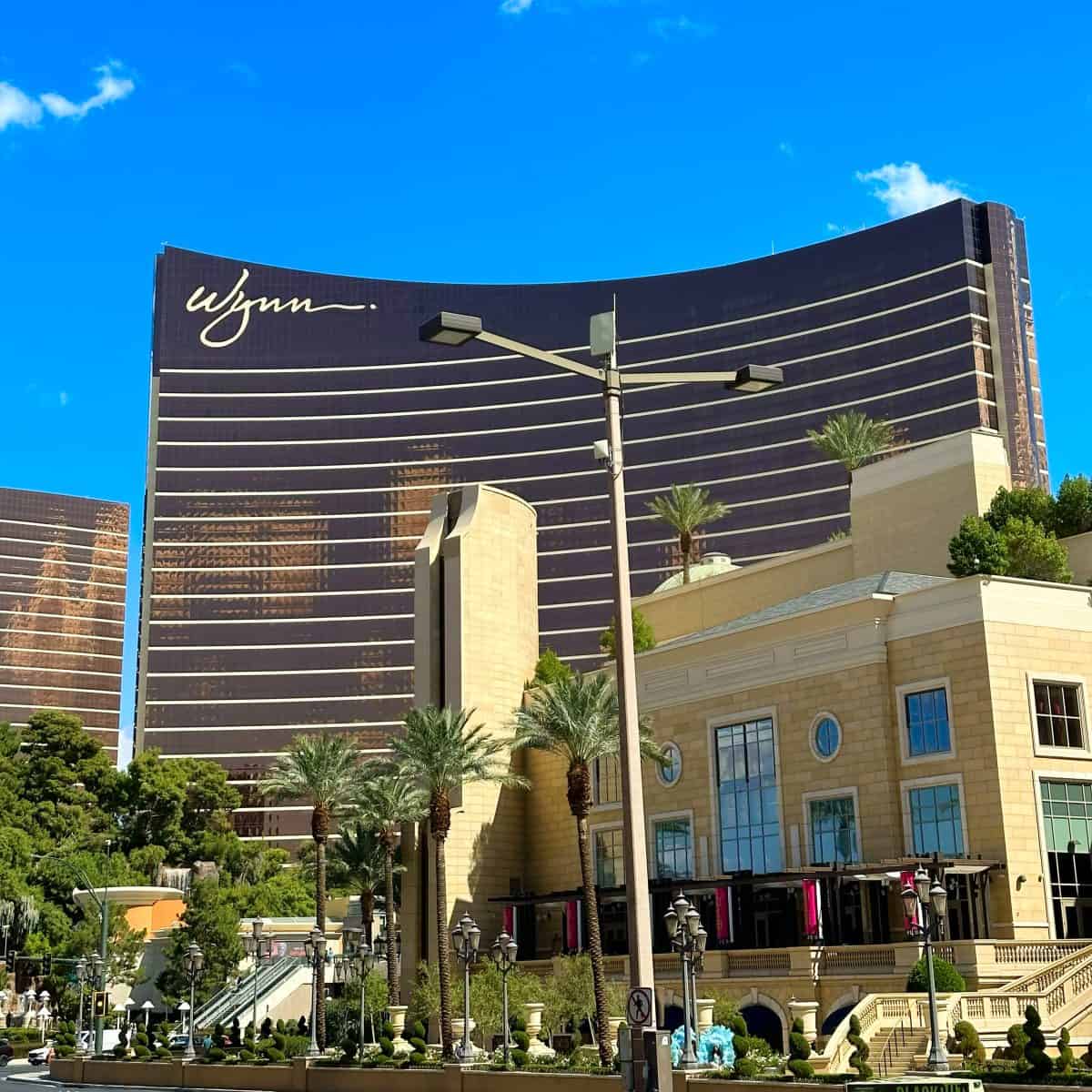 What Hotels Have A View Of The Sphere In Vegas? - Vegas Right Now!