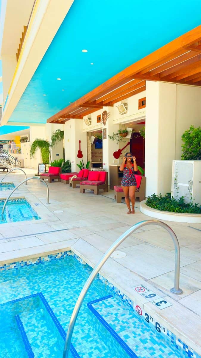 Sammy's Island At Palms Pool Las Vegas - Vegas Right Now!