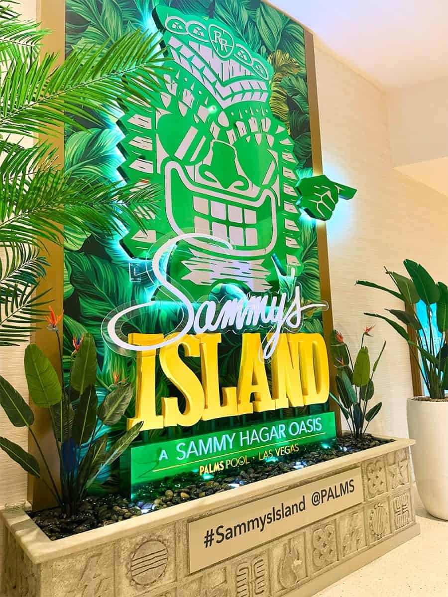 Sammy's Island At Palms Pool Las Vegas - Vegas Right Now!